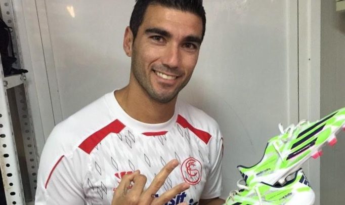 Muere El Futbolista José Antonio Reyes En Un Accidente De Tráfico