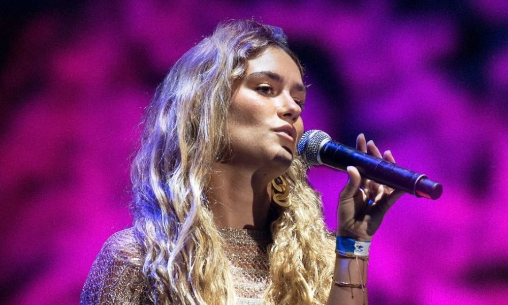 La valenciana Moni Motes, arropada por Álvaro de Luna y Marlon en su ...