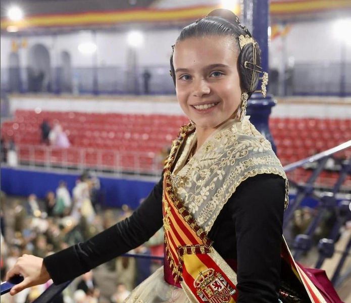 El traje de Marina García para las Fuerzas Armadas